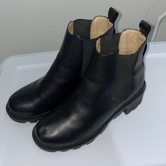 Steve Madden | Shoes | Steve Madden Howler Leather Lug Sole Boots Black ...